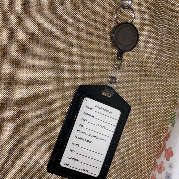 poshwithus | Accessories | Id Cardbatch Retractable Holder | Poshmark